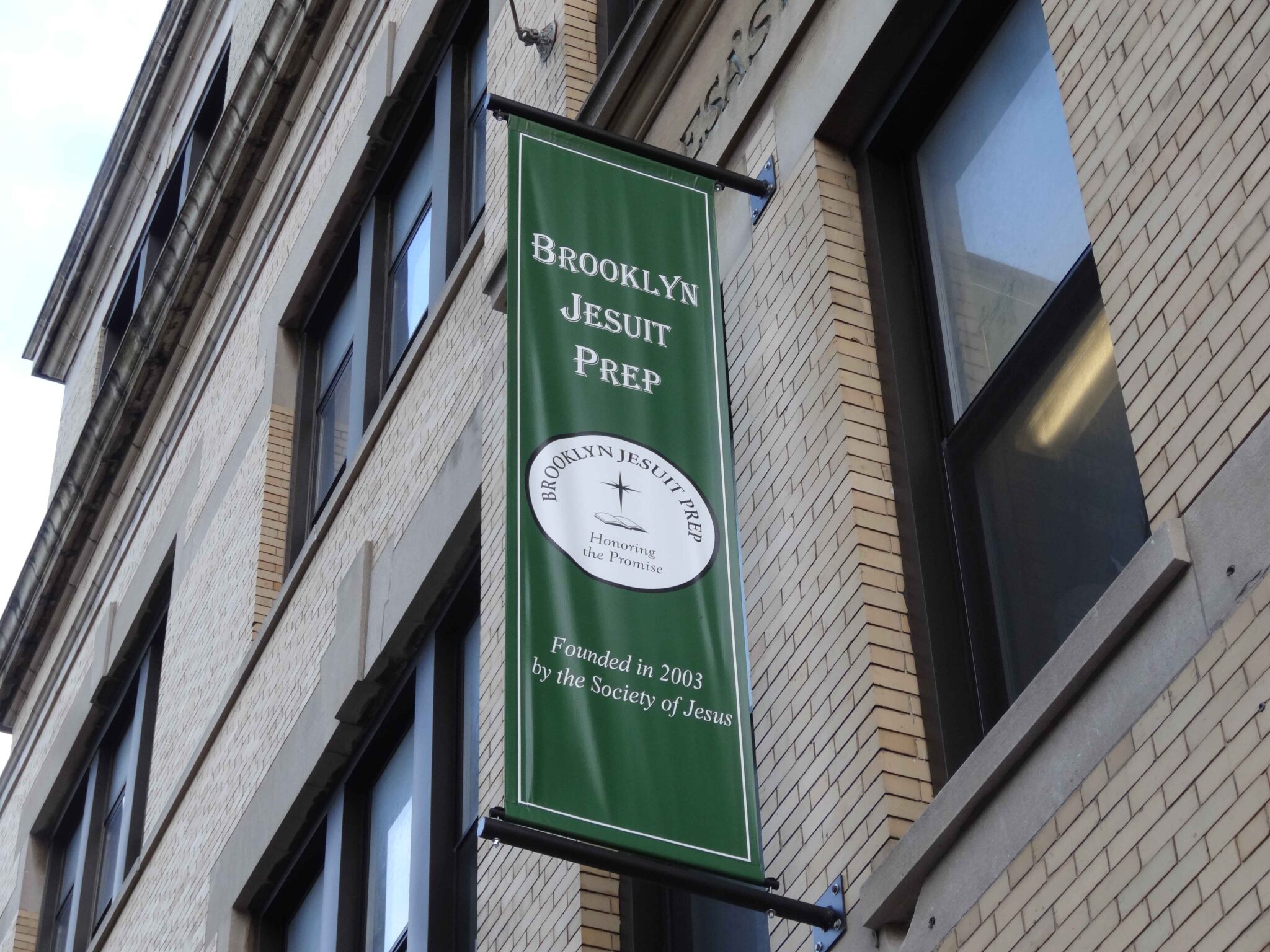 Vinyl Banners NYC | Durable Custom Banner Printing for Business